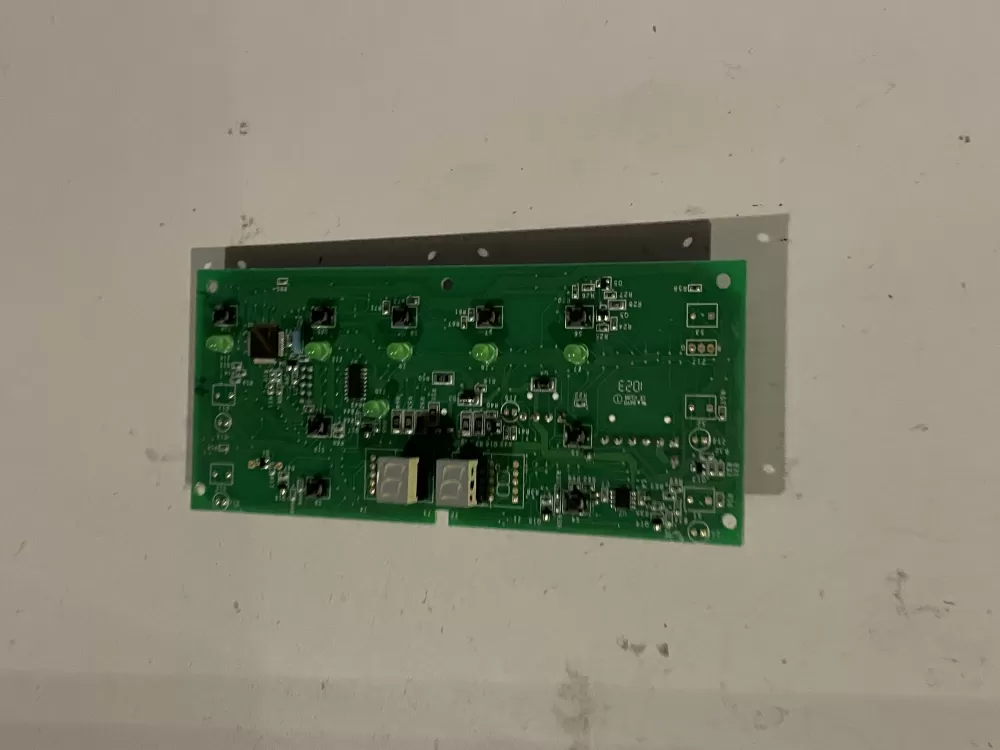 GE 200D7355G066 Refrigerator Dispenser User Interface GE 200D7355G066 Refrigerator Dispenser User Interface