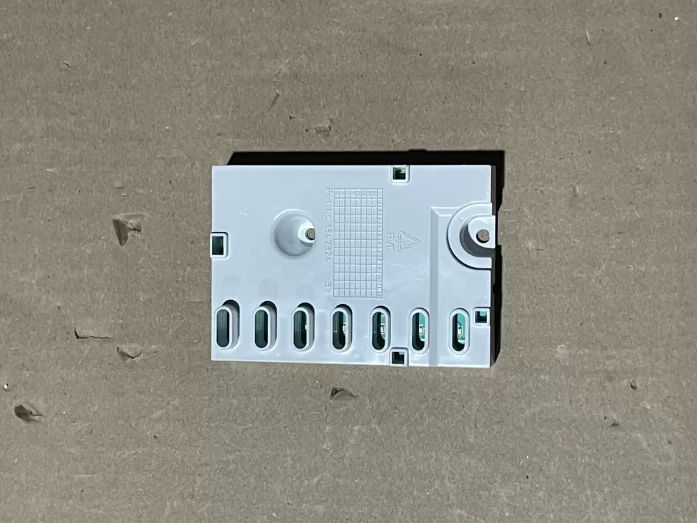 Electrolux EL1345529 A 1345529A Washer Control Board