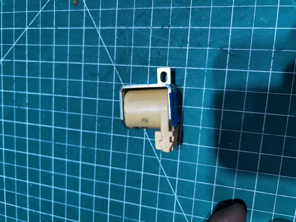 Miele Dishwasher Water Tank Solenoid Valve 0811021 AZ160247 | Sl262