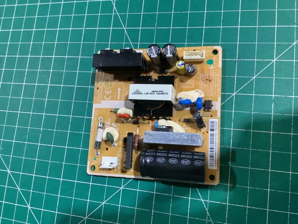 Samsung DA92 00486A Refrigerator Control Board AZ161469 | NR17