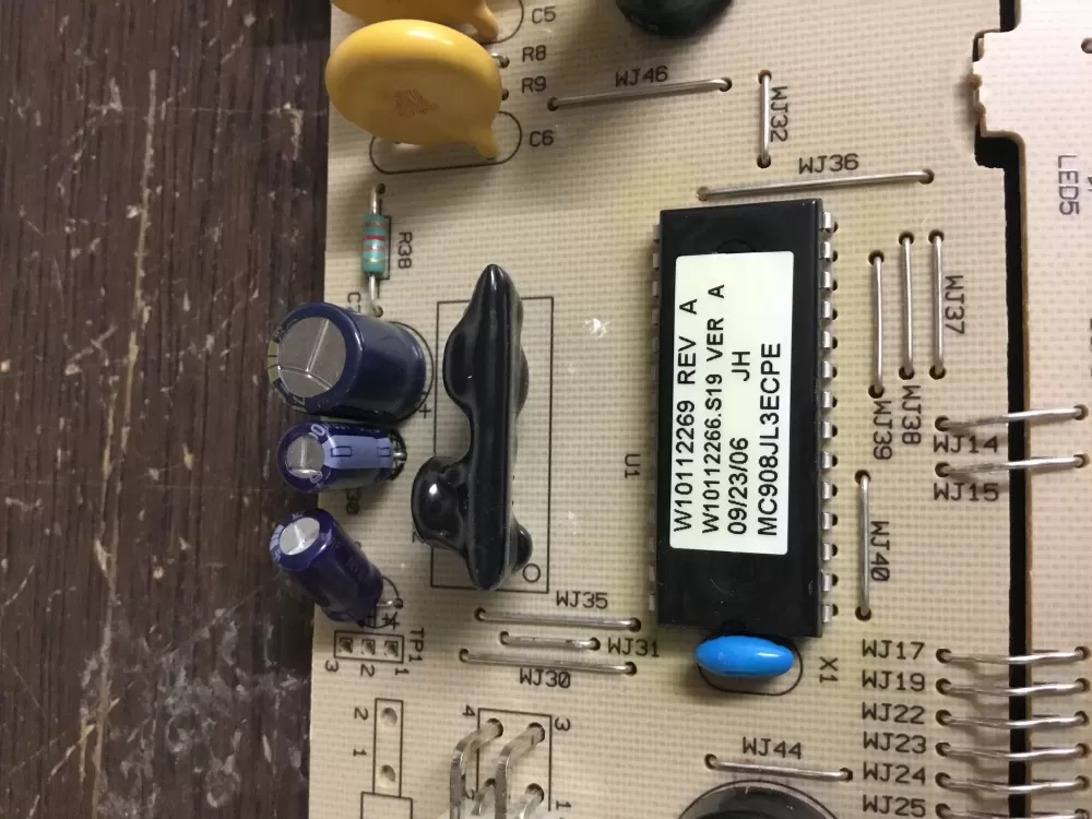 KitchenAid 2321728 Refrigerator Control Board AZ19609 | NR173