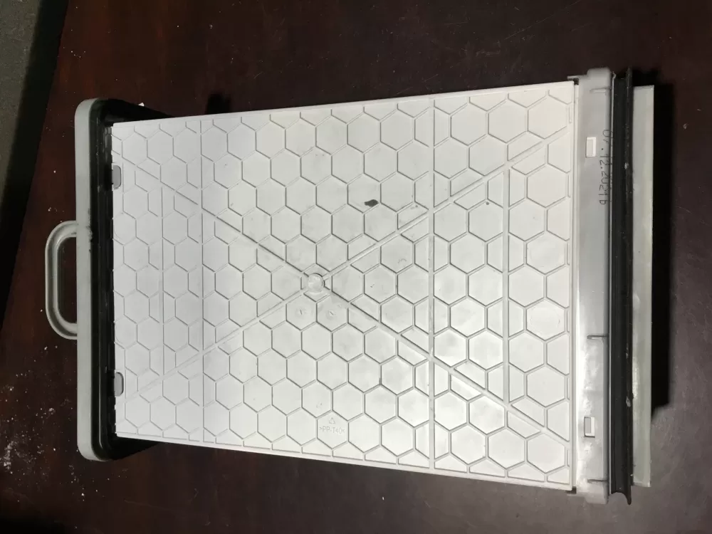 Bosch 8001051703 Dryer Heat Exchanger Condenser